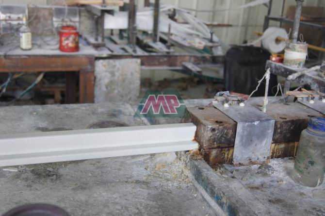 FRP Hydraulic Pultrusion Machine - Hebei Maple FRP Industry Co.,Ltd